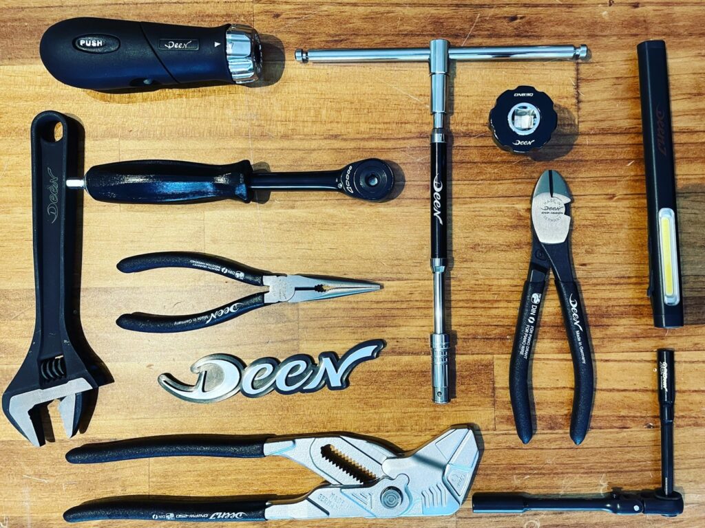 夢想品牌———“DEEN” | TOOLS | DEEN STYLE TOKYO
